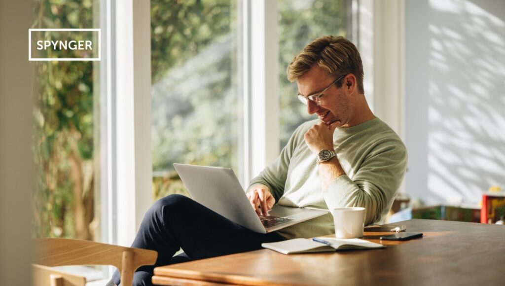 10 Facebook Cheating Signs You Need to Know